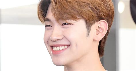 제로베이스원 김태래 ‘누나 미소 짓게 만드는 보조개 포토엔hd