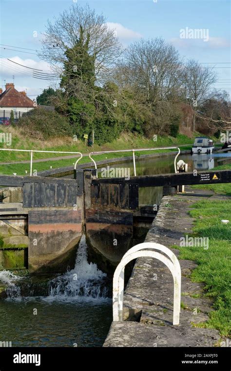 Top Lock Of Caen Hill Locks On The Kennet And Avon Canal Devizes