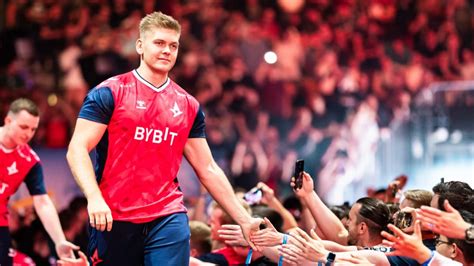 Blamef Extends Contract With Astralis Ago International Roster