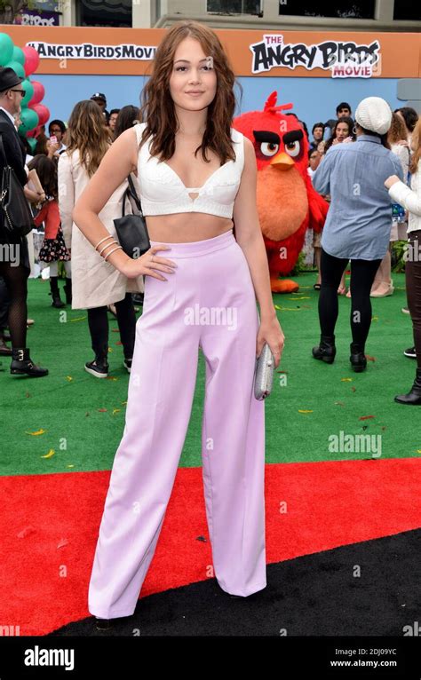 Kelli Berglund Attends The Premiere Of Sony Pictures Angry Birds At