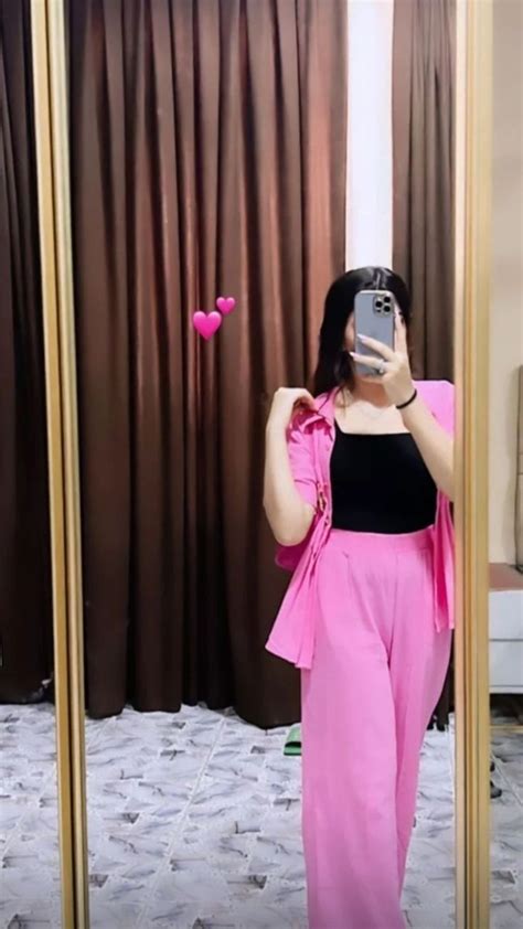 Pin By يا زينب On ملابس تستحق الارتداء Pretty Outfits Simple