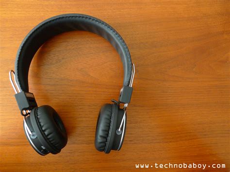 Kitsound Manhattan Bluetooth Headset Review Kitsound Manhattan Bluetooth Headset Review