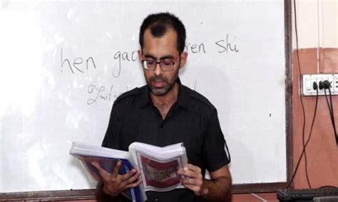 Triple Murderer Teaches Inmates Chinese At Karachis Central Jail