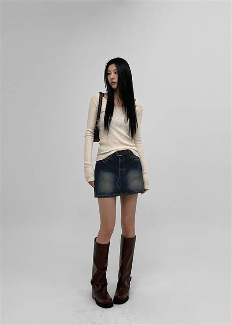 Made 루린드 투웨이 브이넥 긴팔티