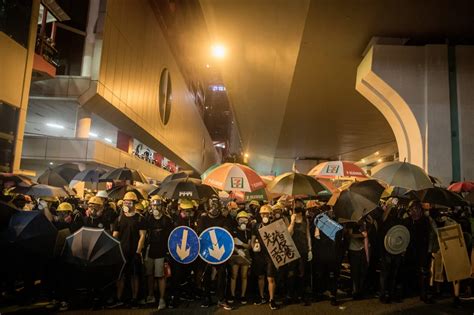 Hong Kong Protesters Need U S Support But Donald Trump Is Holding