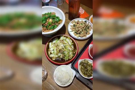 小杨烤肉出了个抖音团购40多的活动快囤卷马上涨价了 有吃有喝才叫好生活 吃货的世界唯有美食不可辜负 吃货世界杯的打开方式 该吃吃