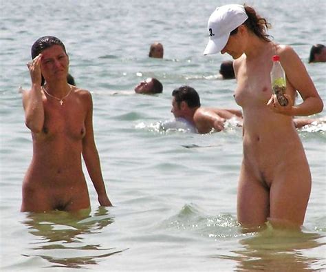 A Horny Beach Day Porn Pictures Xxx Photos Sex Images Pictoa