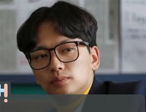 Cha Eun Woo Berulang Tahun Inilah Profil Lee Dong Hwi Adik Kandung Cha