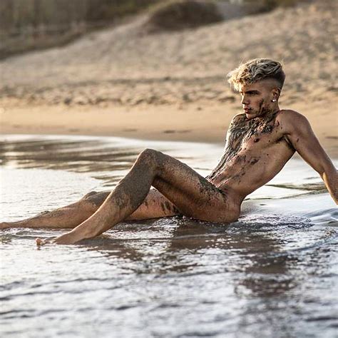 Adam Jakubowski Photo 7