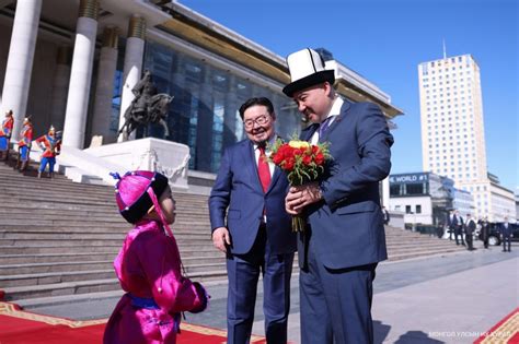 Монгол Улсын Их Хурлын дарга Г Занданшатар Бүгд Найрамдах Киргиз Улсын парламентын дарга Н