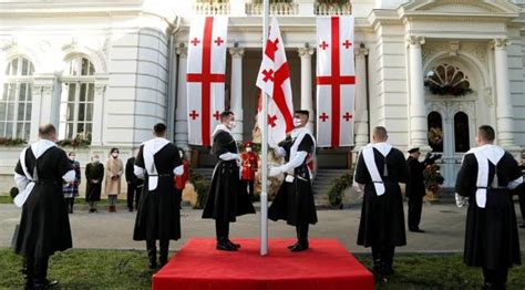 ვინ შევა ორბელიანების სასახლეში „ოცნებას“ ახალი პრეზიდენტის პირველივე ტურში ასარჩევად