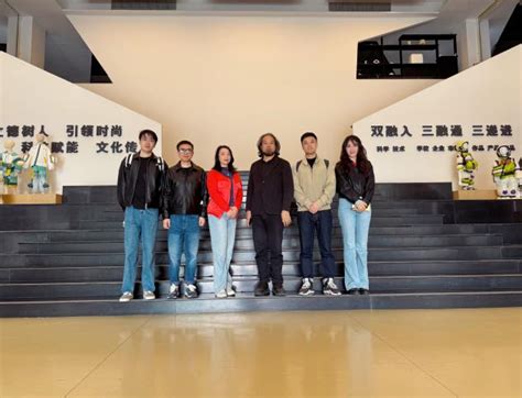 艺术与创意学院赴广州番禺职业技术学院艺术设计学院走访调研