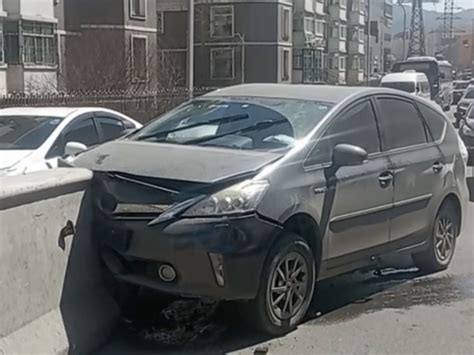 СЭРЭМЖЛҮҮЛЭГ Хан Уул дүүрэгт зам тээврийн ноцтой осол гарчээ Isee Mn