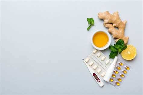 자연 감기와 독감 홈 구제 면역 자극 및 바이러스 보호를위한 천연 성분 상단 뷰 플랫 레이 0명에 대한 스톡 사진 및 기타 이미지 Istock