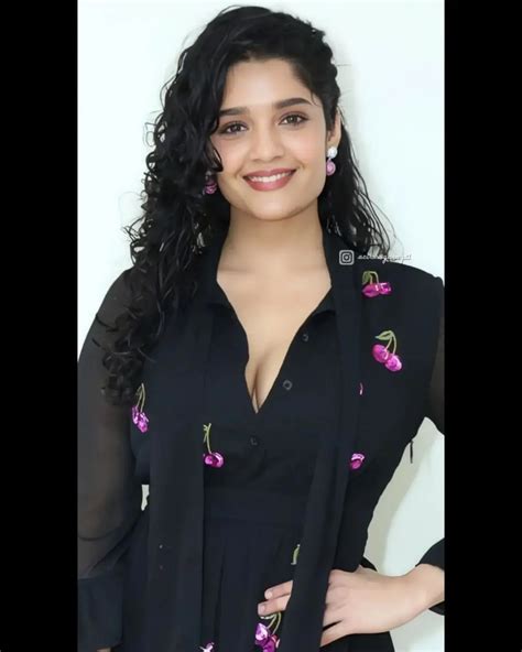 ritika singh r hottamilcelebs