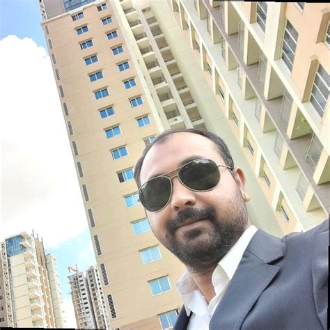 chetan deshpande business partner re max linkedin