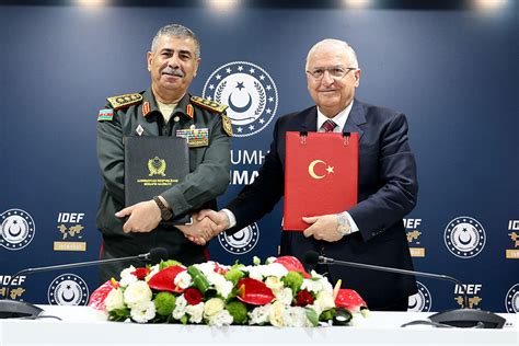 Министры обороны Азербайджана и Турции подписали меморандум ФОТО