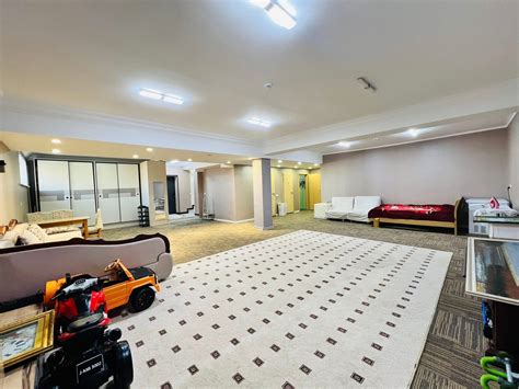 Agent Хөрөнгө оруулалтын алтан боломж Цэвэр агаарт 2800мкв газартай 460мкв 2ш 3 давхар сингл