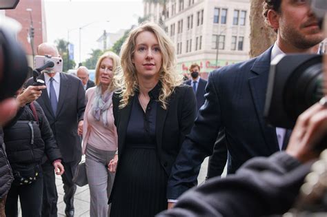 Elizabeth Holmes Tried To Flee To Mexico After Conviction Prosecutors
