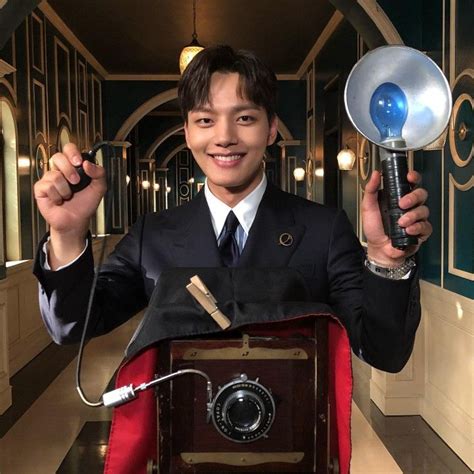 ปักพินโดย Coeurdecy ใน Yeo Jin Goo สามีในอนาคต