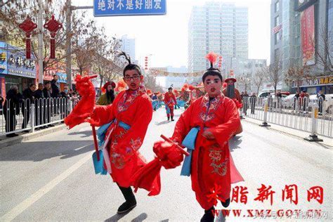 米脂7支秧歌隊過街鬧元宵 每日頭條