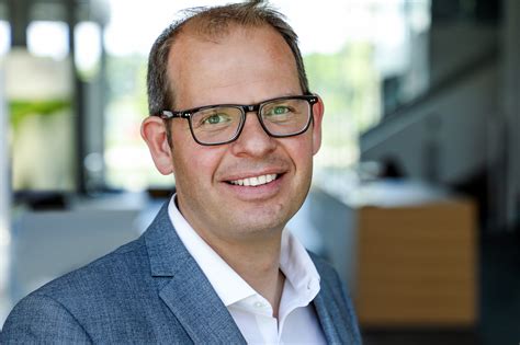 infineon enables innovative solution for second life of electric passenger car batteries