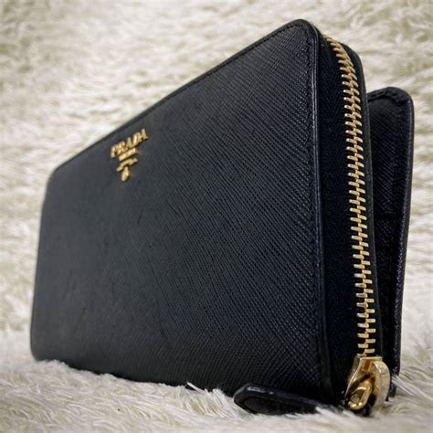 極 × 2室デザイン×付属品完備 プラダ Prada 長財布 ラウンドファスナー ジップ 金ロゴ サフィアーノレザー ブラック 黒 1円男性