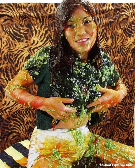 Kinky Asian Chick Covered Herself With Fruit Juices 12 Photos