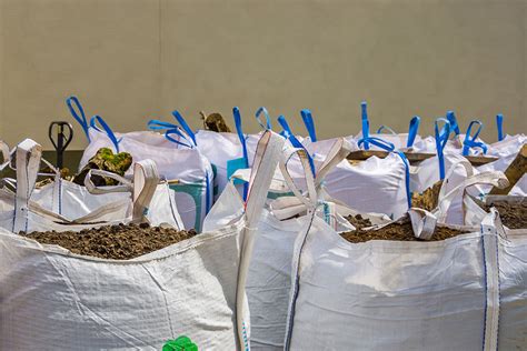 Dos And Don Ts Of Bulk Bag Handling Custom Bulk Bags