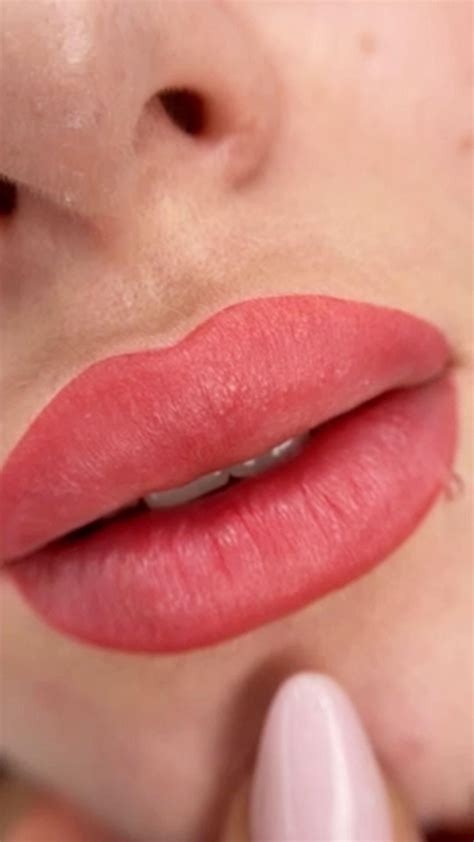 Перманентный макияж губ Макияж губ Перманентный макияж Губы