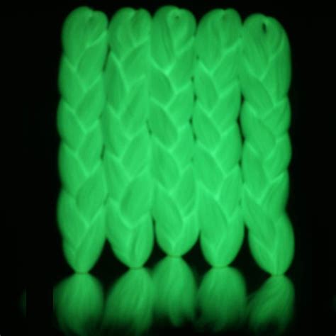 White Kanekalon Box Braids Hair Extensions Glowing And Shining Jumbo Braids Fluorescent Light