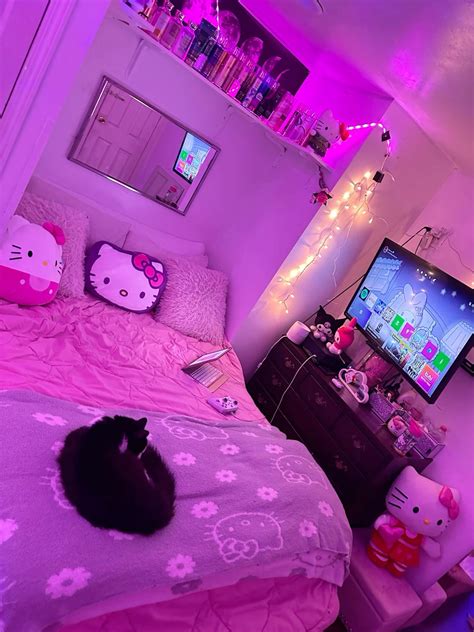 Cute Hello Kitty Themed Room Artofit