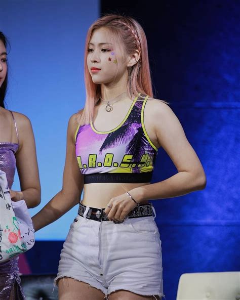 Ghim của مرتضى الاعسم trên Itzy