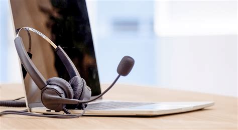 وظائف كول سنتر بدون خبرة براتب 9000 درهم للذكور والاناث