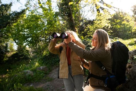 Free Photo Side View Woman And Girl Exploring Nature