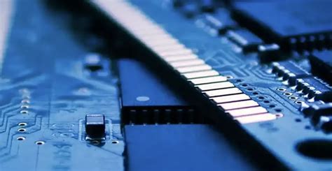 how data is stored in memory chip