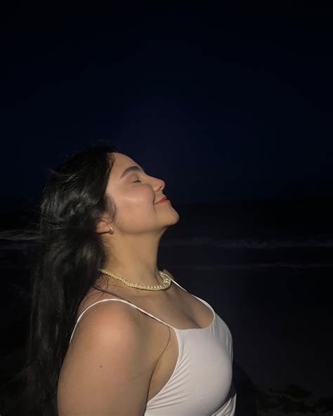 Sofia Mora 🌸 Soffiamora • Instagram Photos And Videos