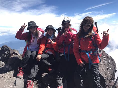 The Girls Just Climbed Mount Fuji Scrolller