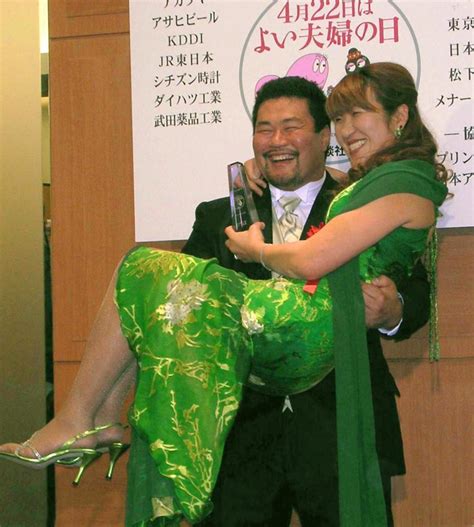 北斗晶 婚約時から「15キロは太った」と告白 姫様抱っこ断念芸能デイリースポーツ Online