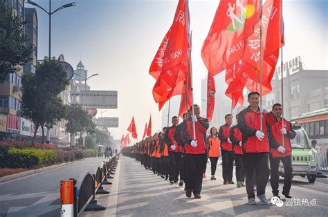 “重走长征路，传承红色基因”