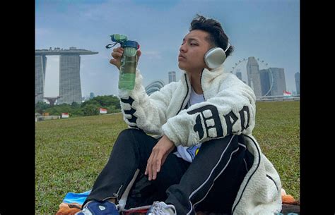 Mengenal Fikri Isnaini Pria Lulusan Pesantren Yg Memiliki Berbagai Macam Bakat Dibanyak Bidang