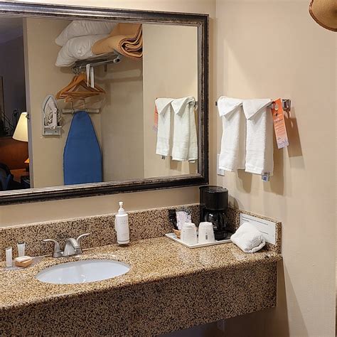 Howard Johnson By Wyndham Pasadena Updated 2026 Prices And Motel