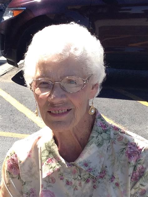 Michelle Erdmanns Instagram Twitter And Facebook On Idcrawl