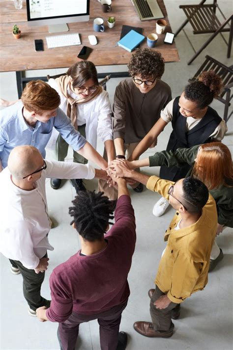 3 Team Building Activities To Boost Your Teams Creativity Urdesignmag