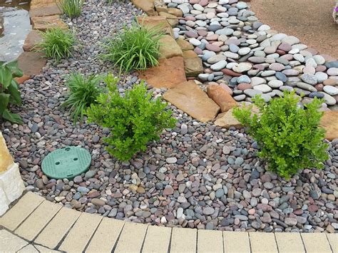 Different Types Of Landscaping Rocks 9 Types Of Landscape Decorative