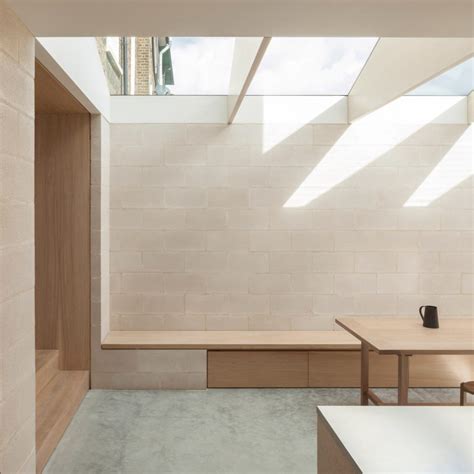 Artefact Expands Triangle House With An Optimistic Extension