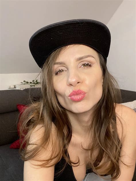 Mary Wet Promo Snapback 6 Nude Pics Xhamster