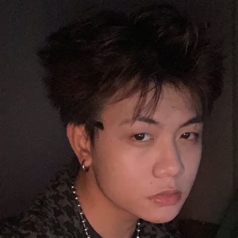 Dương See Wyn Casanova • Threads Say More