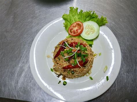 ဒီရက်ပိုင်း သင်ကြားပေးတဲ့ Menu လေးတွေကတော့ လူကြိုက်များသော 🚩 ကွေ့သယိုသုပ် 🚩 ကွေ့သယိုအရည် 🚩င