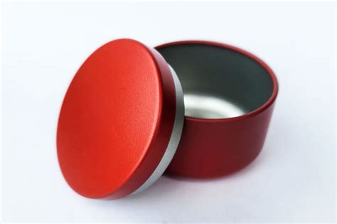 2oz Travel Tin Red Kandb Innovations Llc